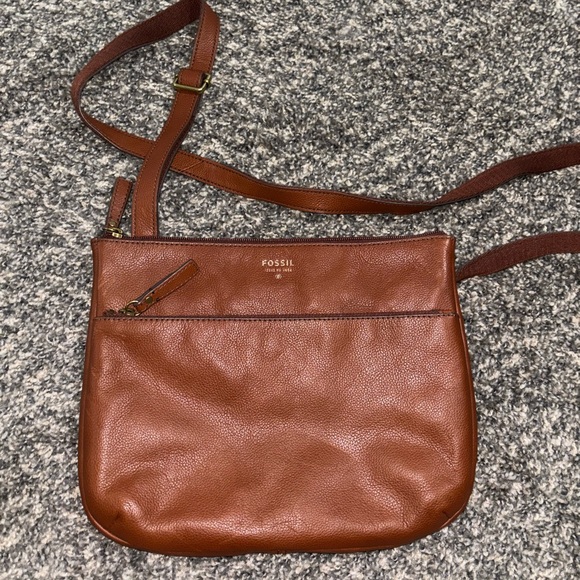 Fossil | Bags | Fossil Tan Leather Shoulder Bag | Poshmark